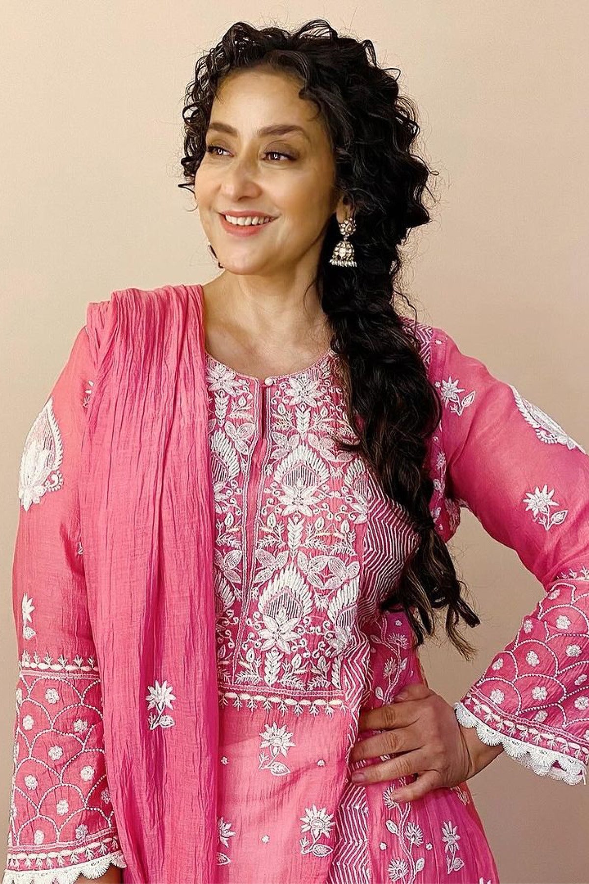 The Best Chikankari Kurtis In India by Ehaab Couture